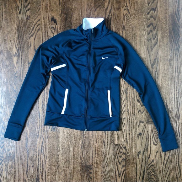 Nike | Tops | Nike Longsleeve Athletic Define Jacket | Poshmark